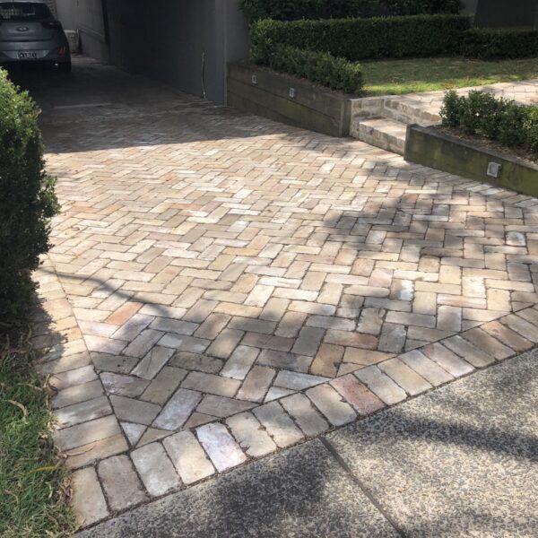 Premium Recycled Bricks for Sustainable Building Solutions